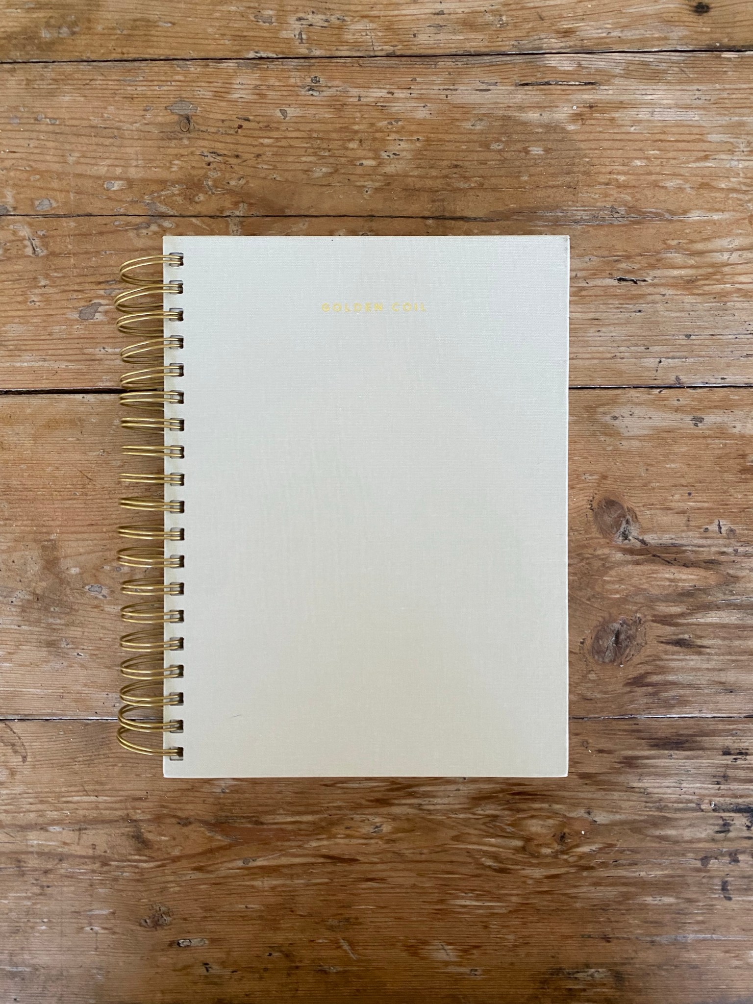 A Look Inside My Golden Coil Planner. – The Metroka Family